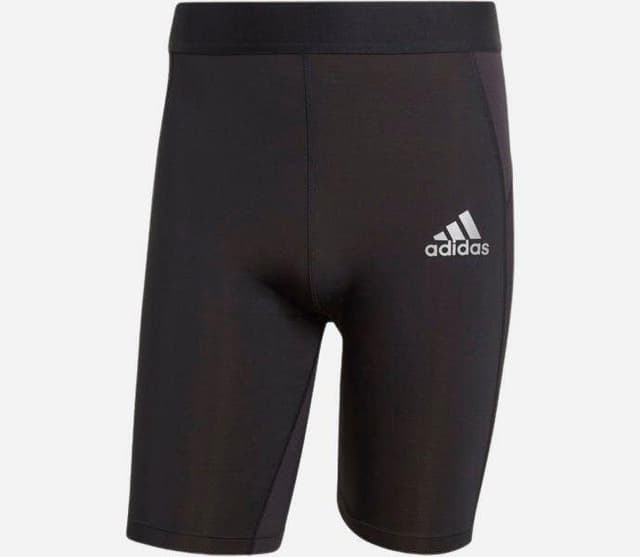 Adidas Tech-Fit Short Tights, Padel- och tennisshorts herr - Elgiganten ...