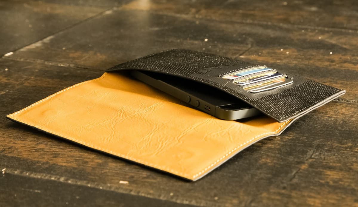 Golla Road mobilveske (sort) - Elkjøp