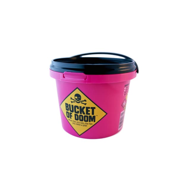 Bucket of doom (english version) | Elgiganten | Elgiganten