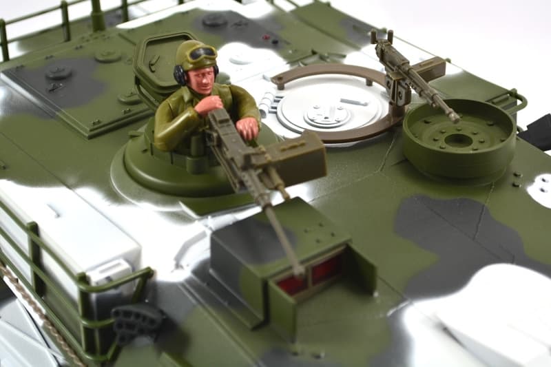 Hobby Engine Tank - Premium M1A1 Abrams Winter - Elkjøp