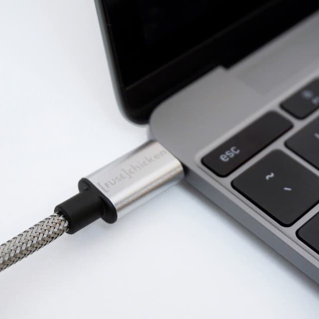 Fuse Chicken Armour USB-C latausjohto (2 m) - Gigantti verkkokauppa