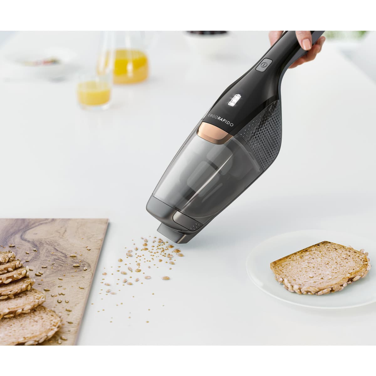 Electrolux Ergorapido Classic Sladdlös Skaftdammsugare EERC73EB ...