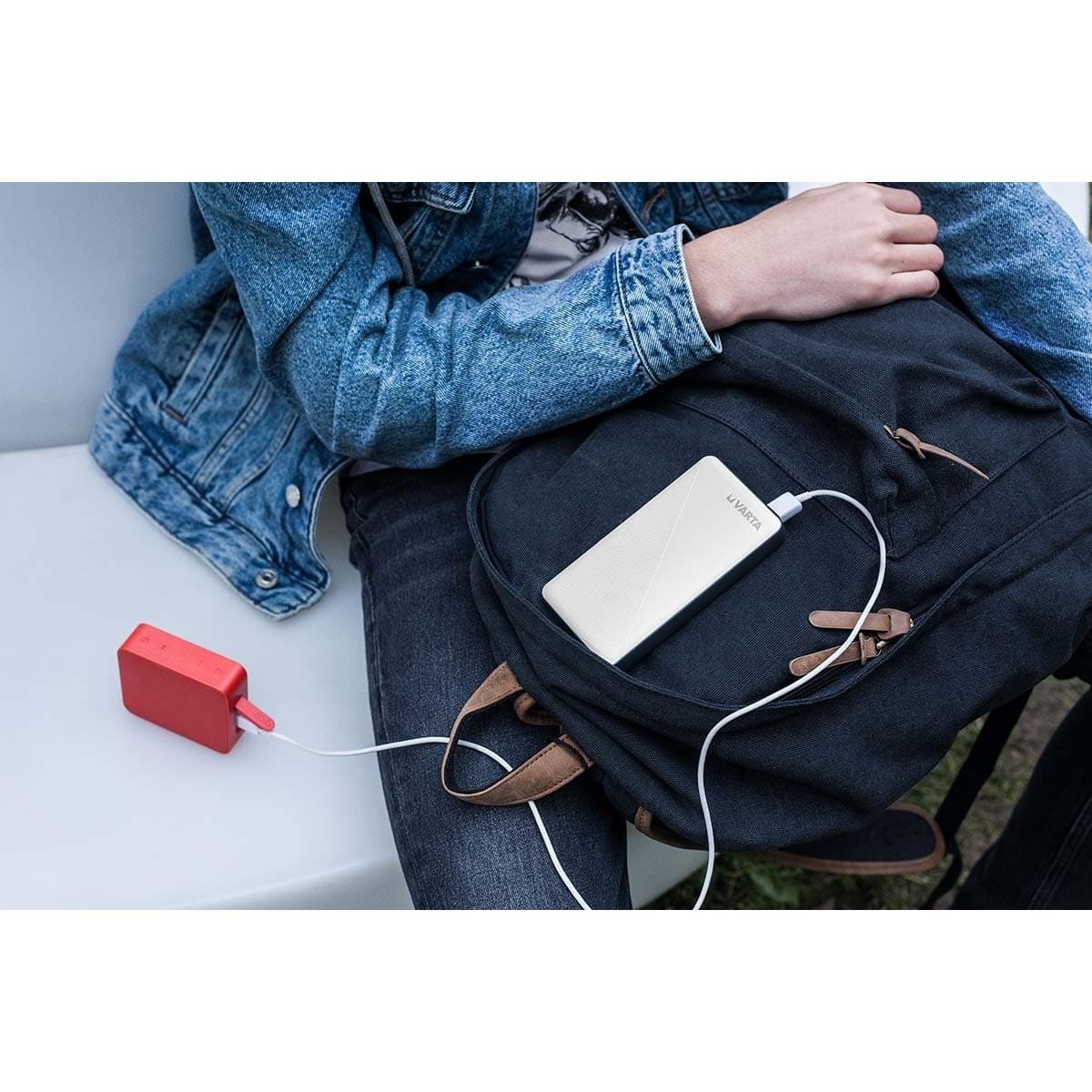 Varta Power Bank Energy 5000mAh - Elkjøp