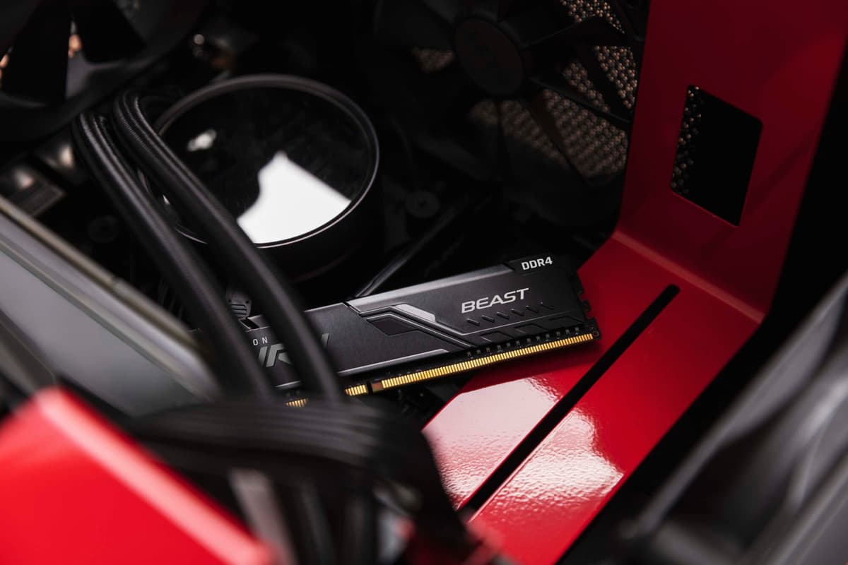Kingston FURY Beast 32 GB DDR4 RAM muisti 3200 MT/s CL16 (musta) - Gigantti