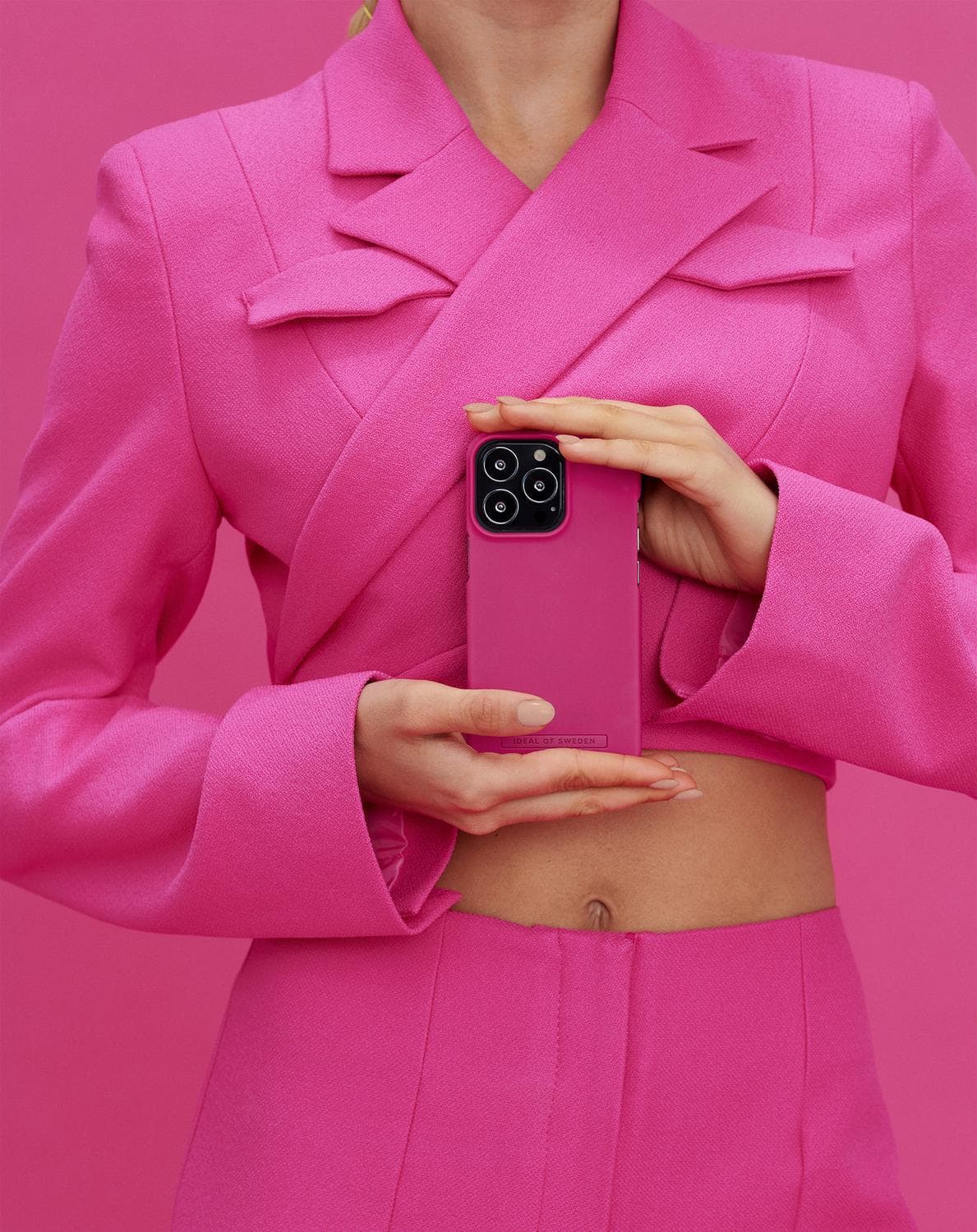 Seamless Case iPhone 13 Magenta - Elkjøp | Elkjøp