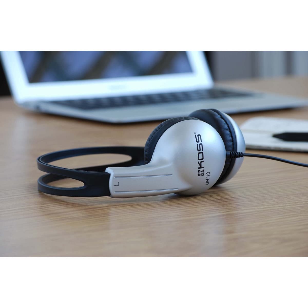 KOSS Hörlur UR10 On-Ear Silver - Elkjøp