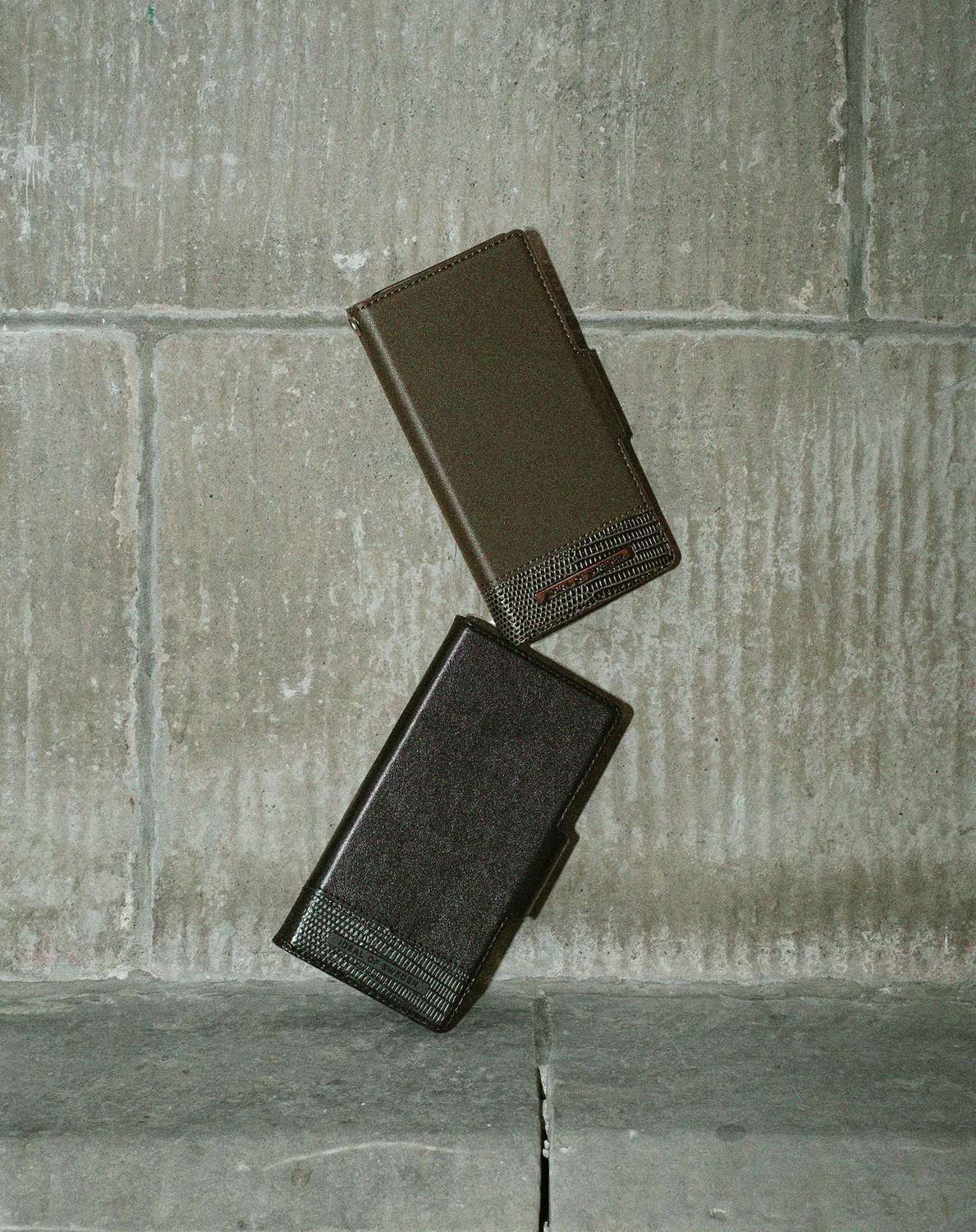 Unity Wallet iPhone 12 MINI Metal Woods - Elkjøp | Elkjøp