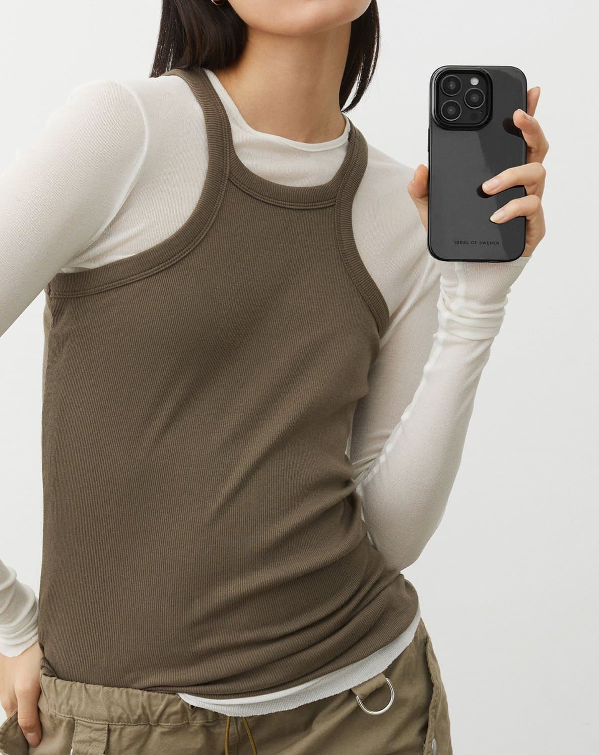 Mirror Case MagSafe iPhone 16 Plus Mirror Black - Elkjøp | Elkjøp