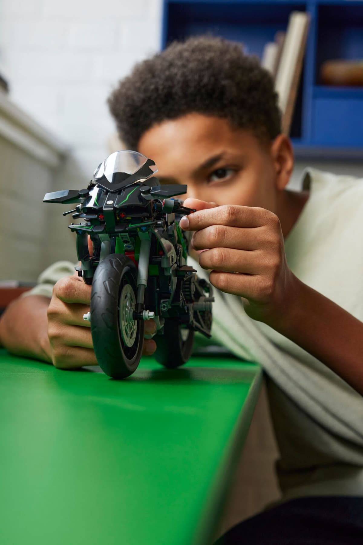 LEGO Technic Kawasaki Ninja H2R Motorcykel 42170 - Elgiganten