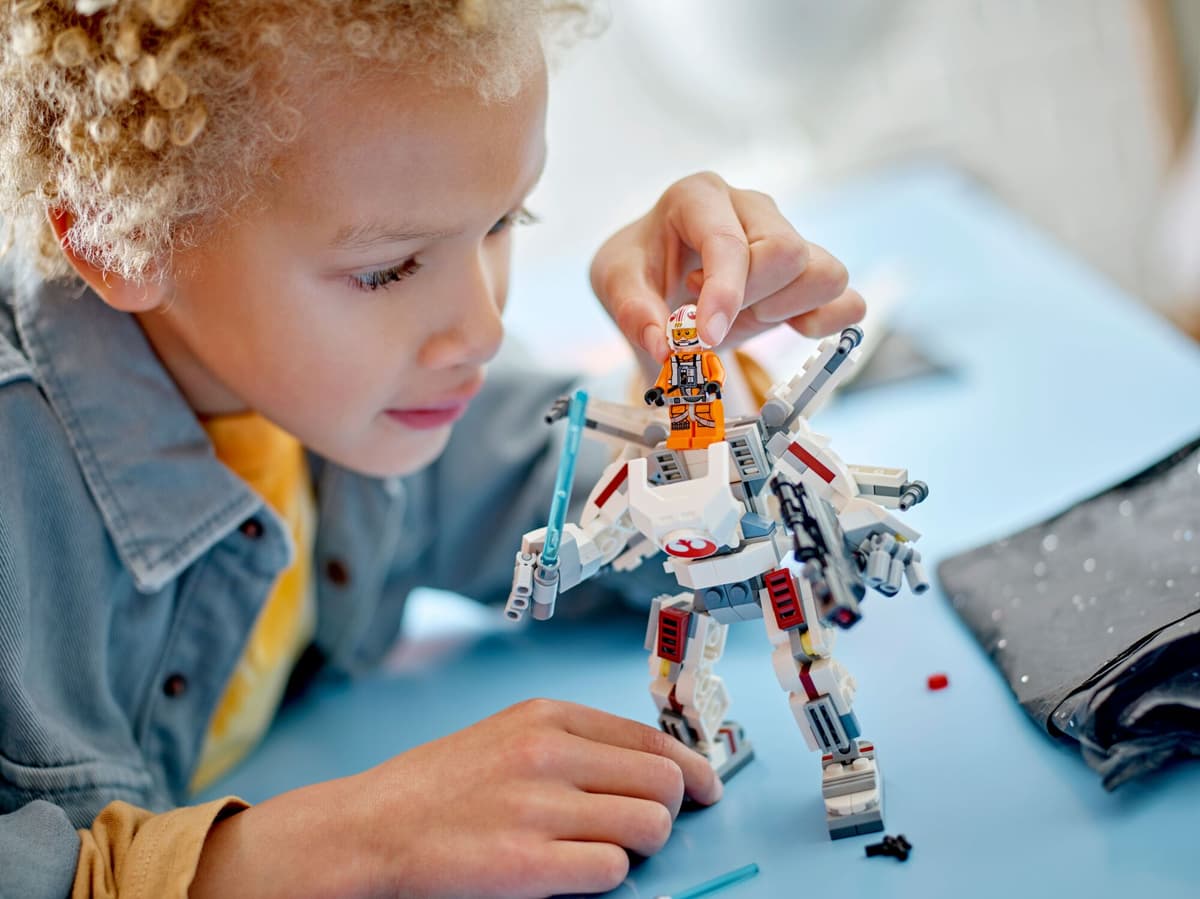 LEGO Star Wars Luke Skywalker X-Wing Mech 75390 - Elgiganten