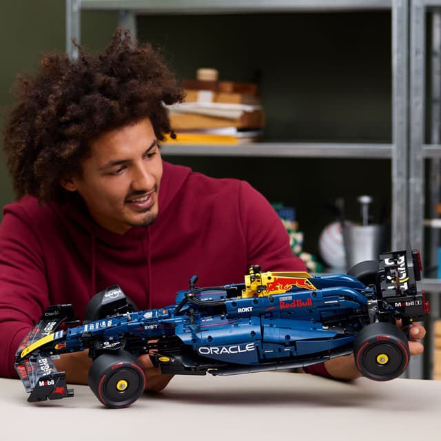 LEGO Technic Oracle Red Bull Racing RB20 F1 42206 - Elgiganten