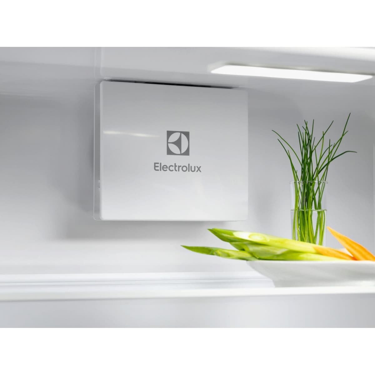 Electrolux Jääkaappi ERD6DCX8S Integroitava - Gigantti