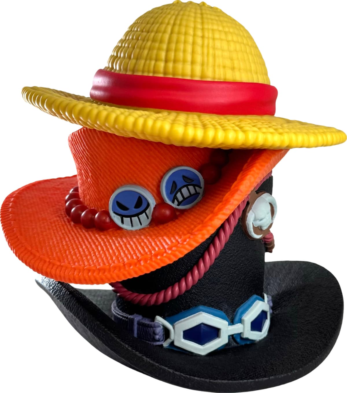 Plastoy One Piece sparegris (Stack of Hats) - Elkjøp