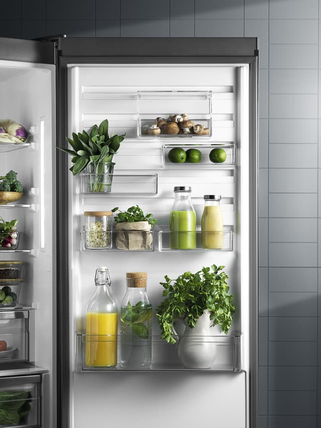 Electrolux Kjøleskap ERD6DCX8S (Integrert) - Elkjøp