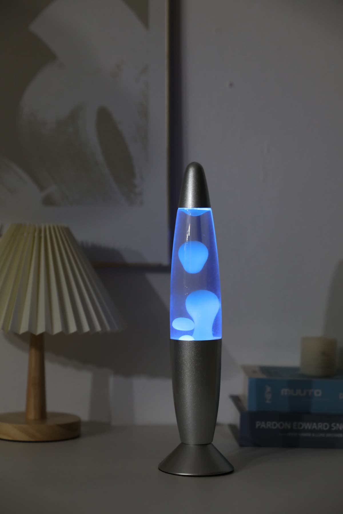 iTotal LED-lavalampa (vit, silver) - Elgiganten