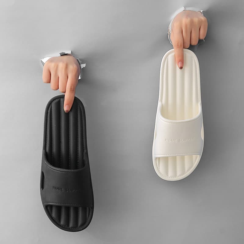 Komfortable svarte EVA-slippers - Perfekt for innendørs og utendørs ...