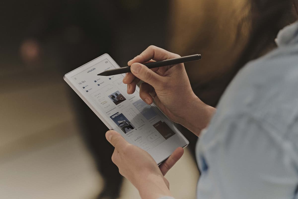 reMarkable Paper Pro Move E-ink tablet + Marker Plus - Elgiganten ...