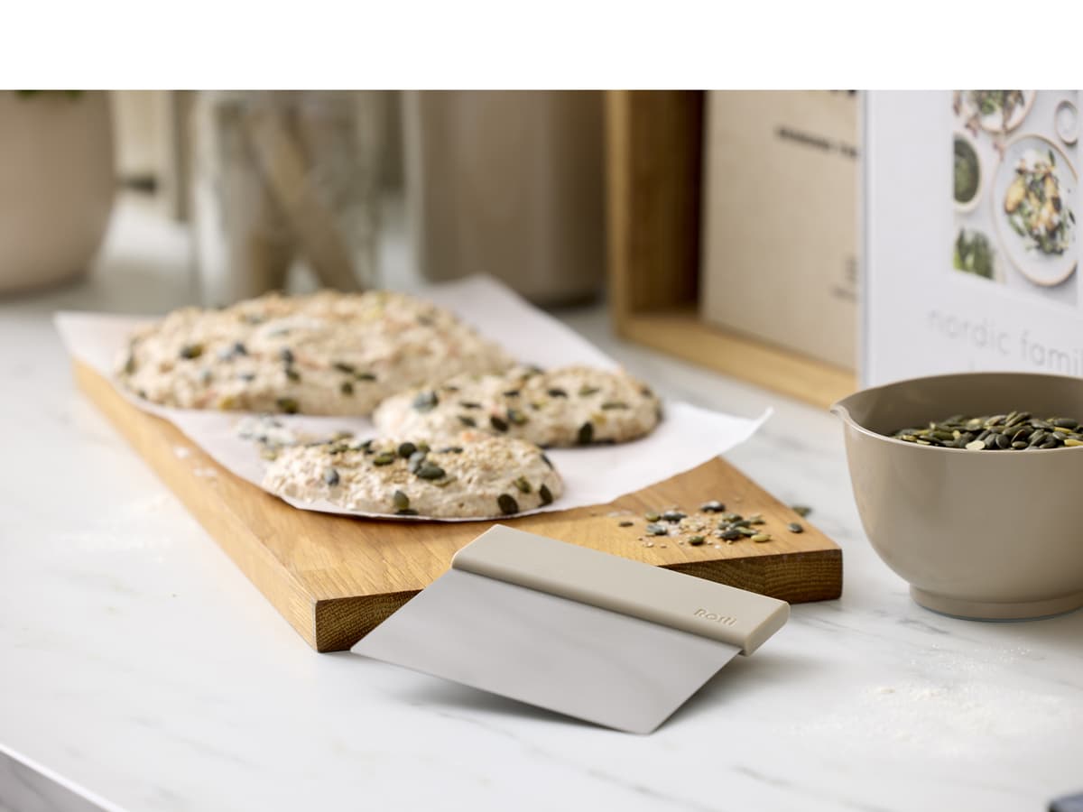 Rosti Emma Dough cutter steel 12 x 13 cm Humus - Elkjøp | Elkjøp
