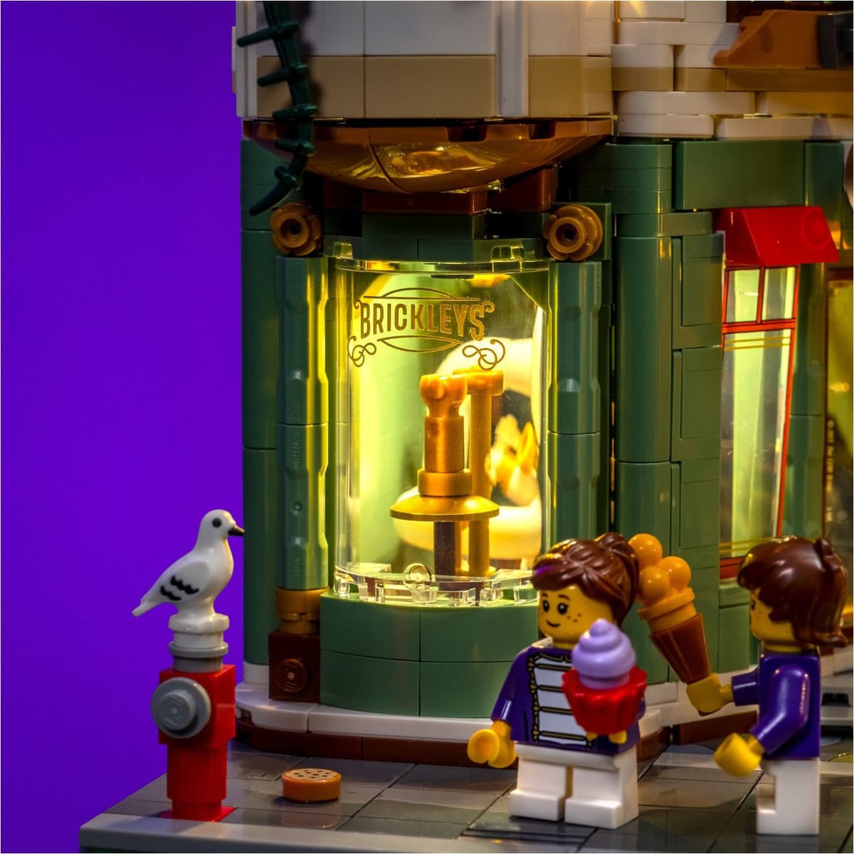 Light My Bricks™ Shopping Street lyssett - Elkjøp